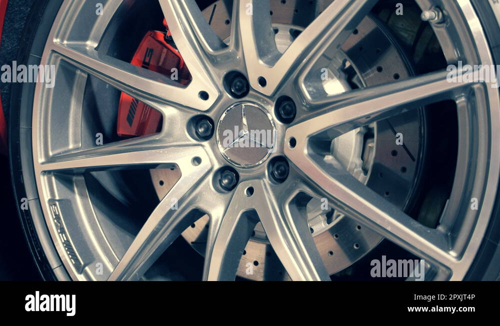 Amg wheels Stock Videos & Footage - HD and 4K Video Clips - Alamy