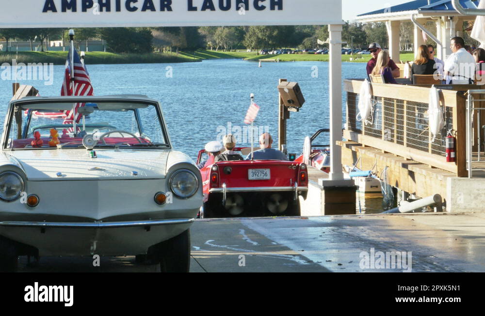 Amphibian car Stock Videos & Footage - HD and 4K Video Clips - Alamy