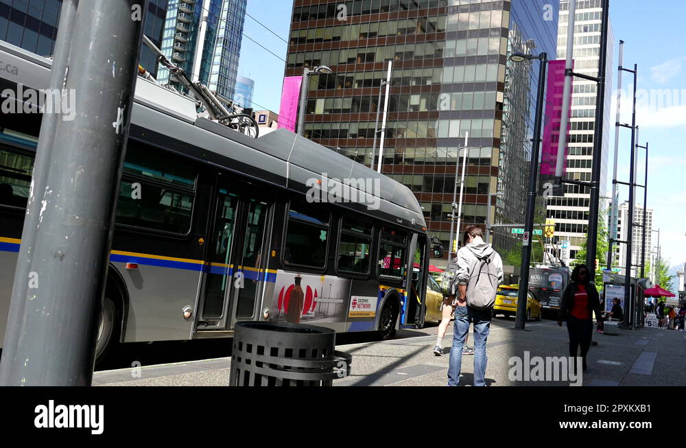 Vancouver bus car Stock Videos & Footage - HD and 4K Video Clips - Alamy