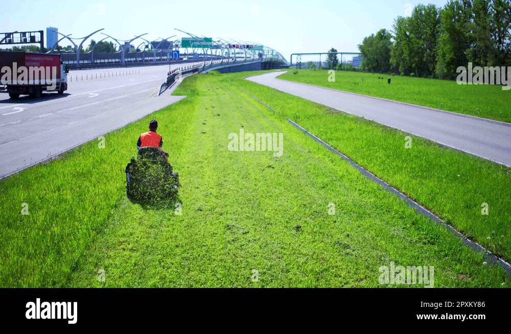 Highway man weed Stock Videos & Footage - HD and 4K Video Clips - Alamy