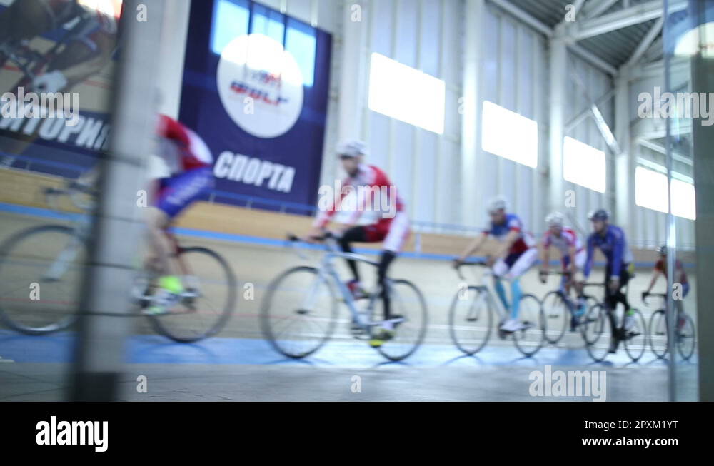 Track racing Stock Videos & Footage - HD and 4K Video Clips - Alamy