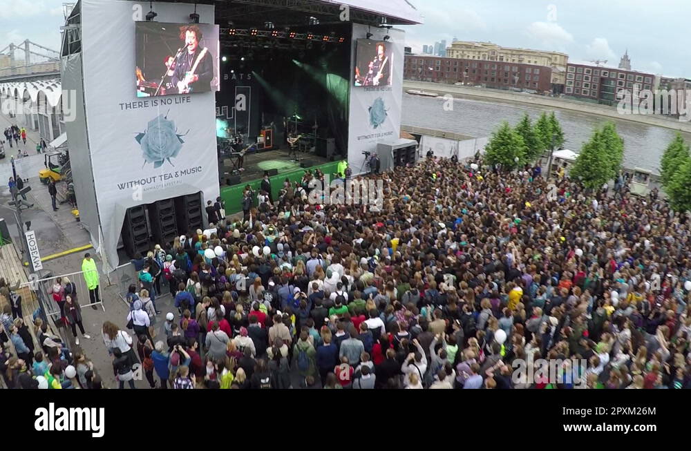 Outdoor concert aerial Stock Videos & Footage - HD and 4K Video Clips ...
