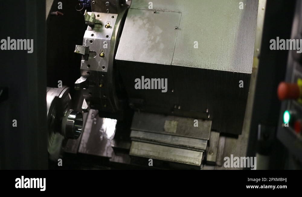 Horizontal machining Stock Videos & Footage - HD and 4K Video Clips - Alamy