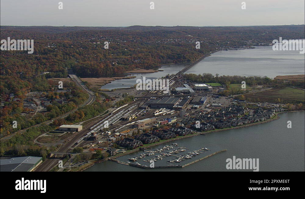 Metro north hudson Stock Videos & Footage - HD and 4K Video Clips - Alamy