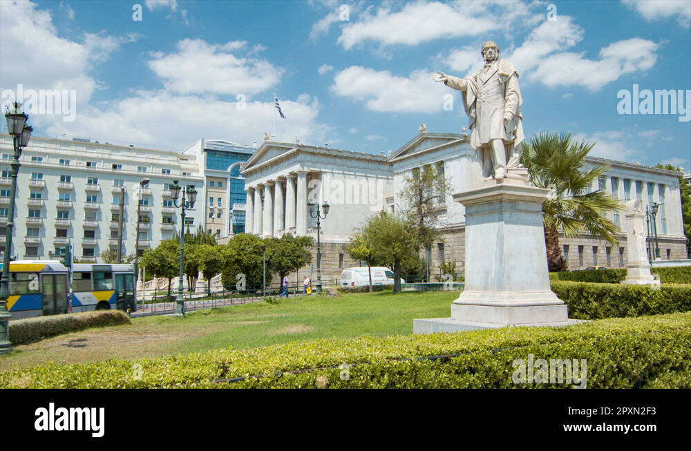 Landmark statue Stock Videos & Footage - HD and 4K Video Clips - Alamy