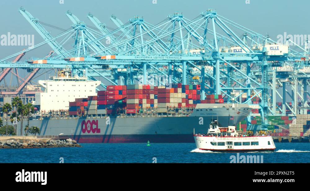 Cargo container ship and cranes during the heat wave in Los Angeles ...