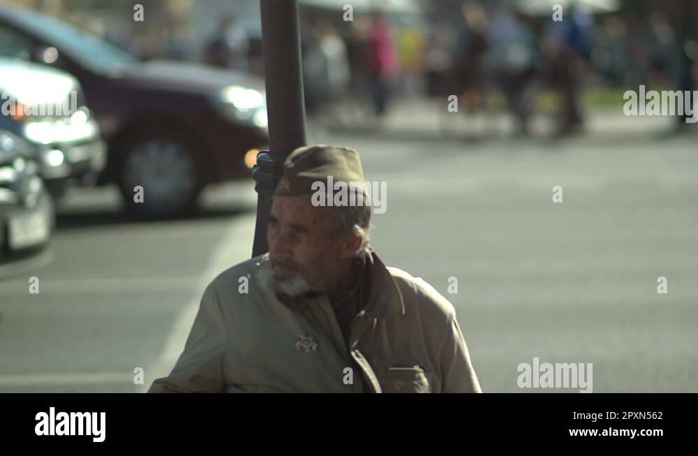 Homeless man begging in manhattan Stock Videos & Footage - HD and 4K ...