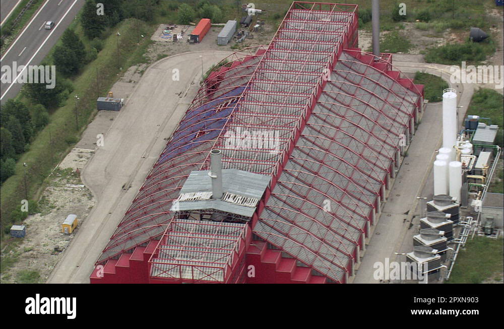 Building a warehouse type structure out of wire construction and ...