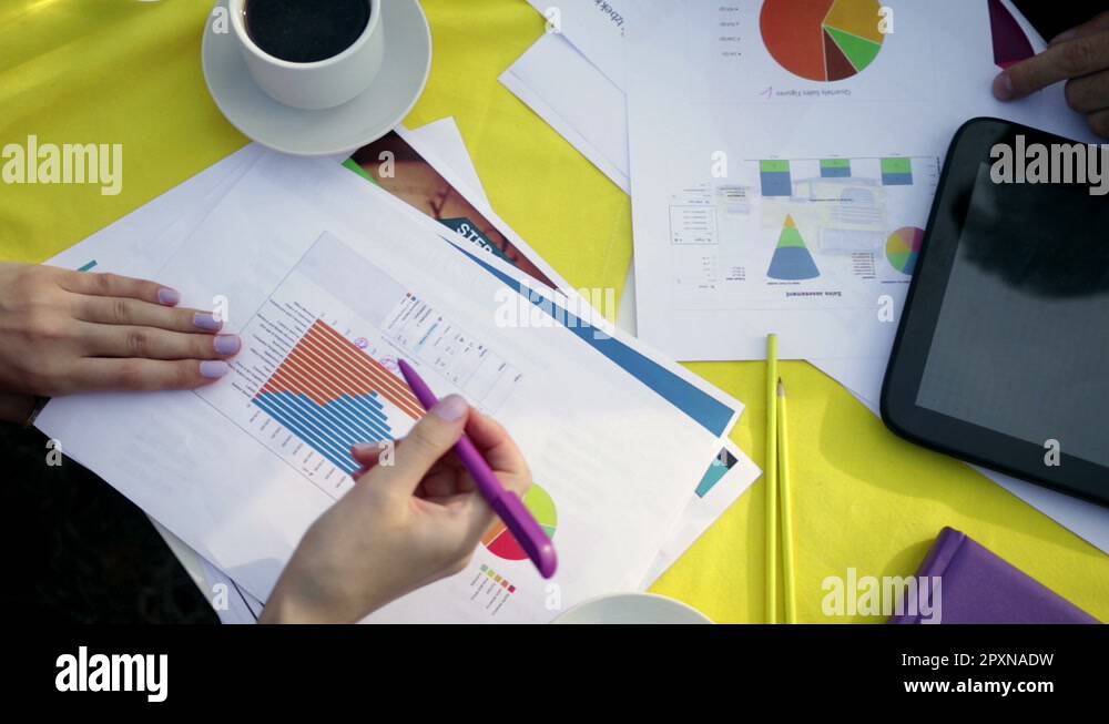 Paper charts Stock Videos & Footage - HD and 4K Video Clips - Alamy