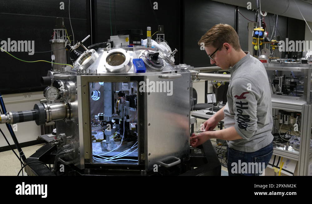 Researcher of physics Stock Videos & Footage - HD and 4K Video Clips ...