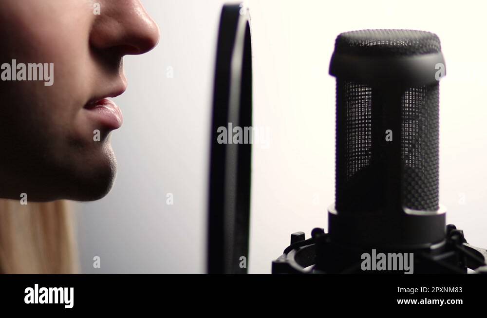 Profile singing microphone Stock Videos & Footage - HD and 4K Video Clips - Alamy