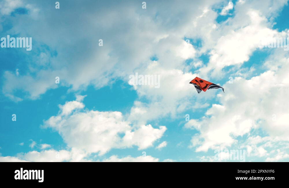 Flying triangle Stock Videos & Footage - HD and 4K Video Clips - Alamy