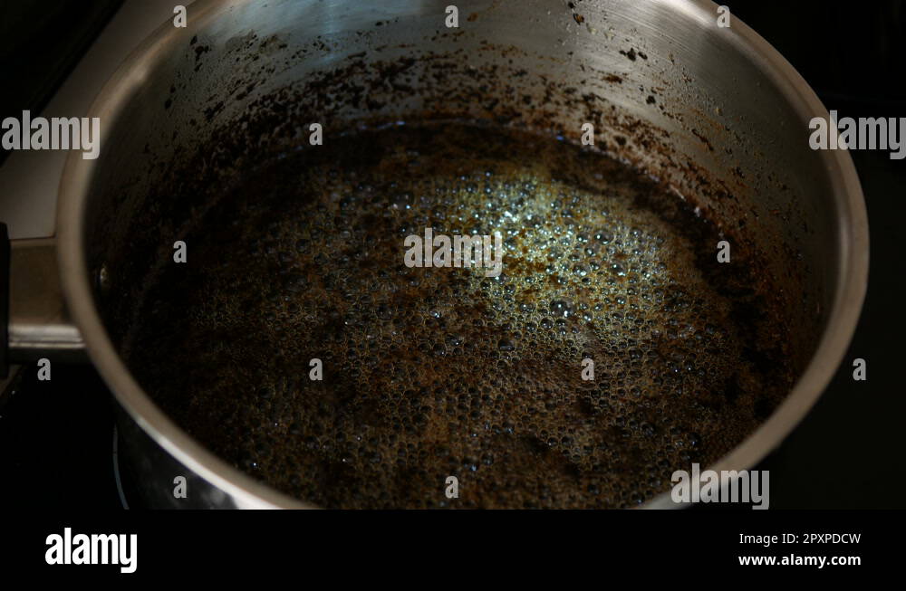 Tar pot Stock Videos & Footage - HD and 4K Video Clips - Alamy