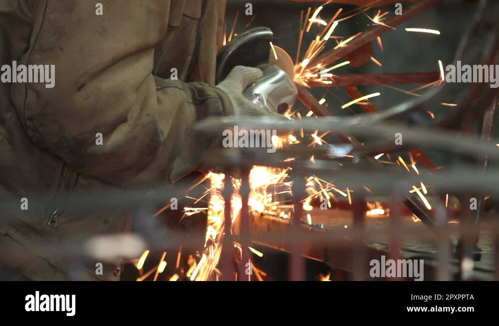 Man grinding metal Stock Videos & Footage - HD and 4K Video Clips - Alamy