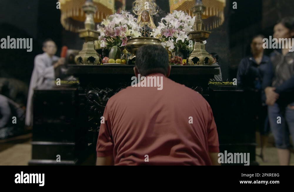 Praying before altar Stock Videos & Footage - HD and 4K Video Clips - Alamy