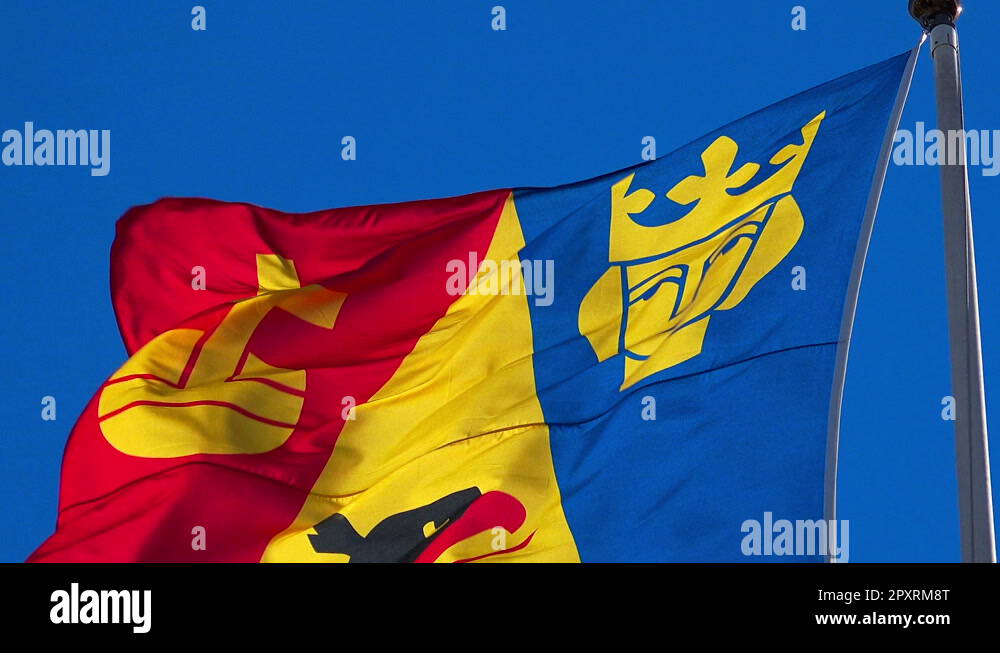 The royal flag Stock Videos & Footage - HD and 4K Video Clips - Alamy