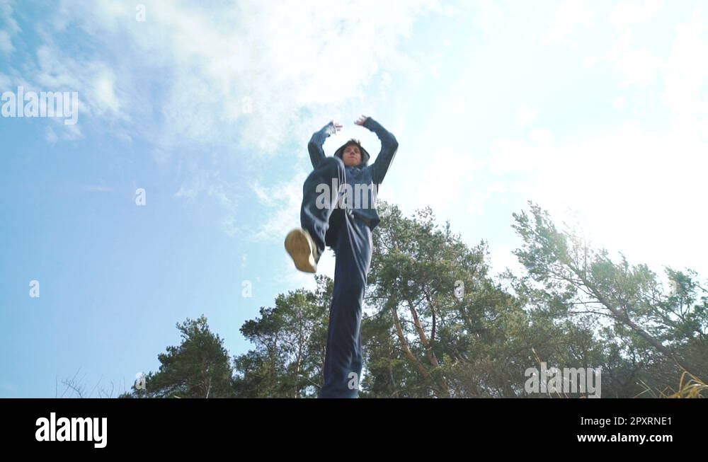 Overleap Stock Videos & Footage - HD and 4K Video Clips - Alamy