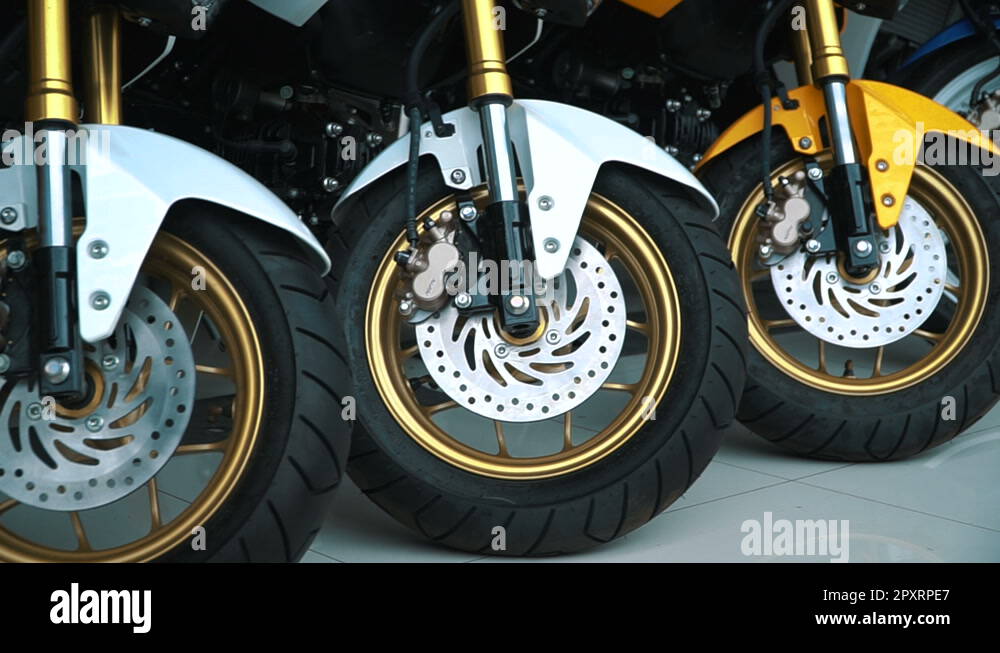 Motorcycle wheels Stock Videos & Footage - HD and 4K Video Clips - Alamy