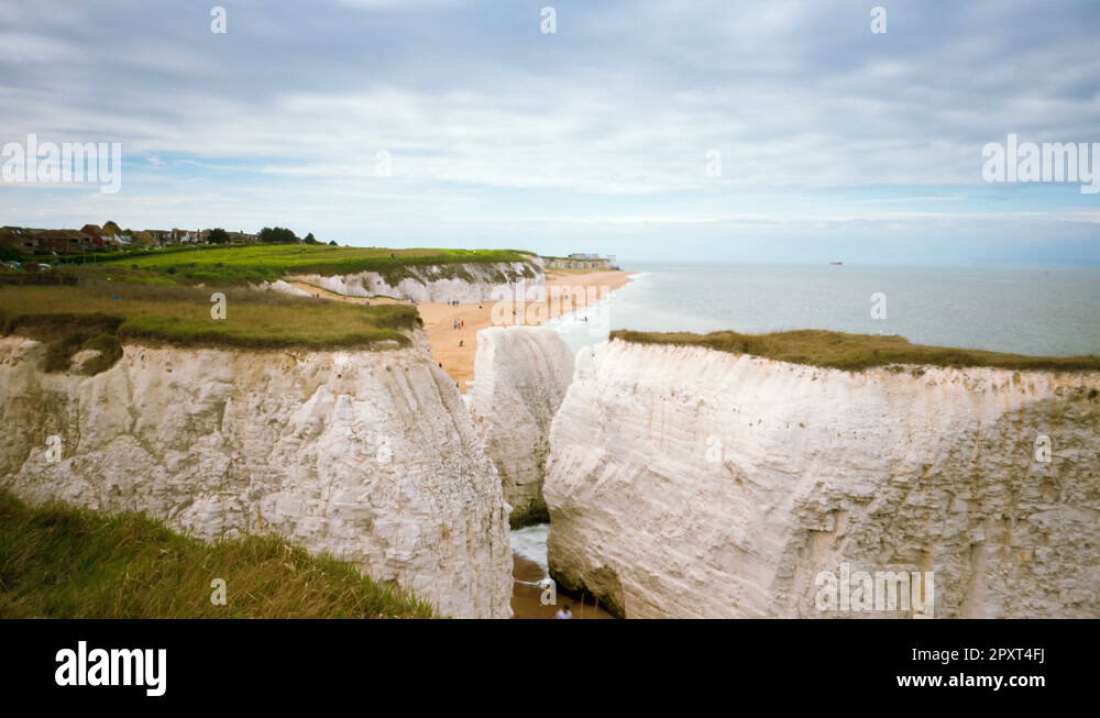 Margate bay beach Stock Videos & Footage - HD and 4K Video Clips - Alamy