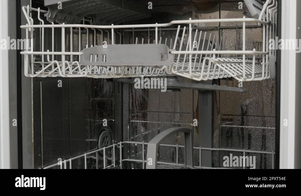 Modern steel cutlery Stock Videos & Footage - HD and 4K Video Clips - Alamy