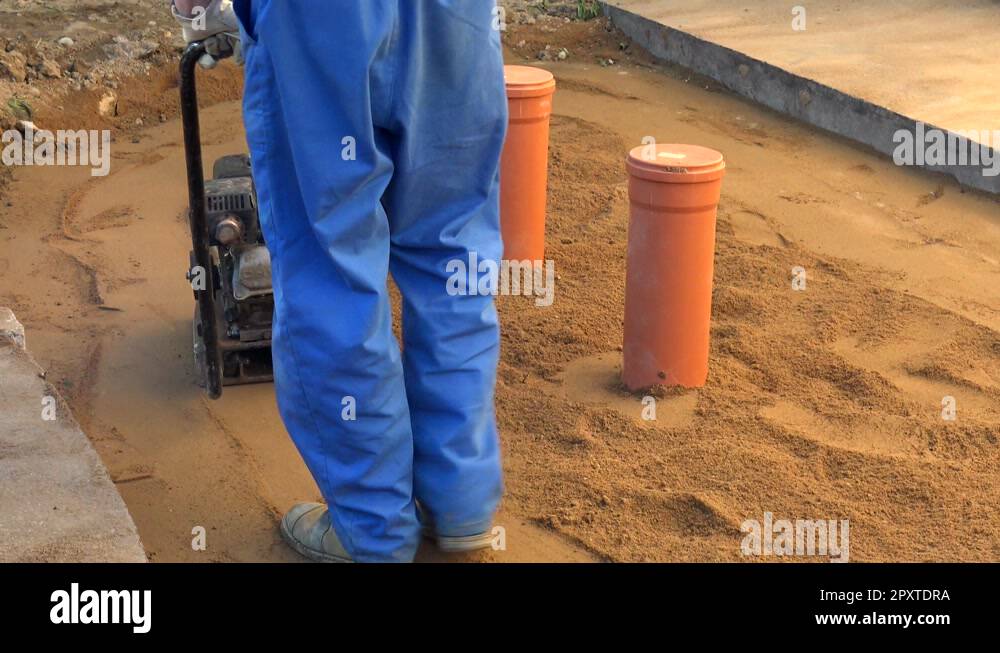 Ramming Stock Videos & Footage - HD and 4K Video Clips - Alamy