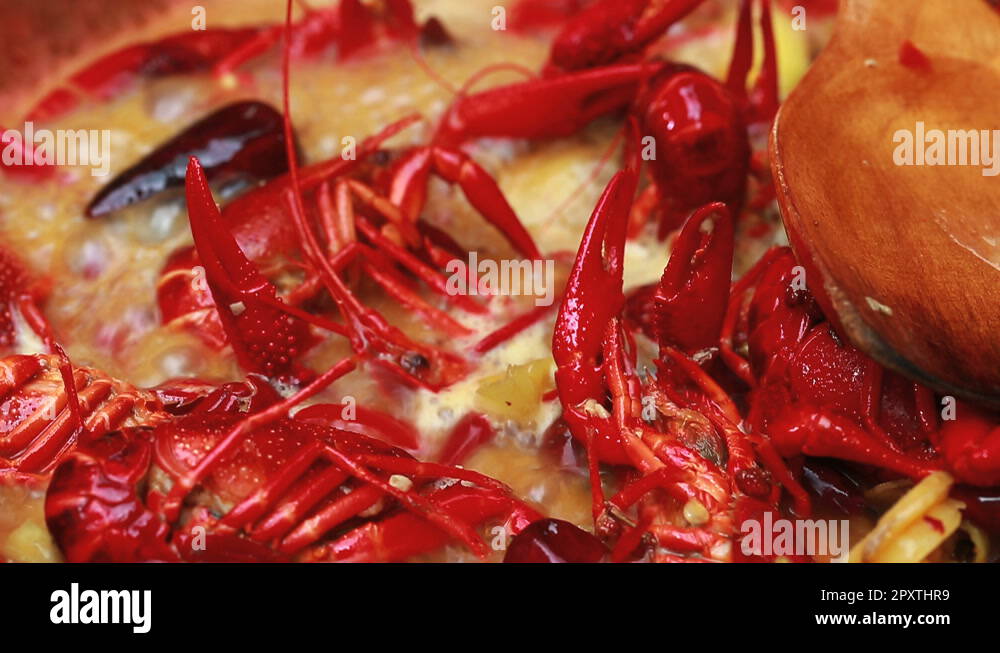 Crawfish boil pot Stock Videos & Footage - HD and 4K Video Clips - Alamy