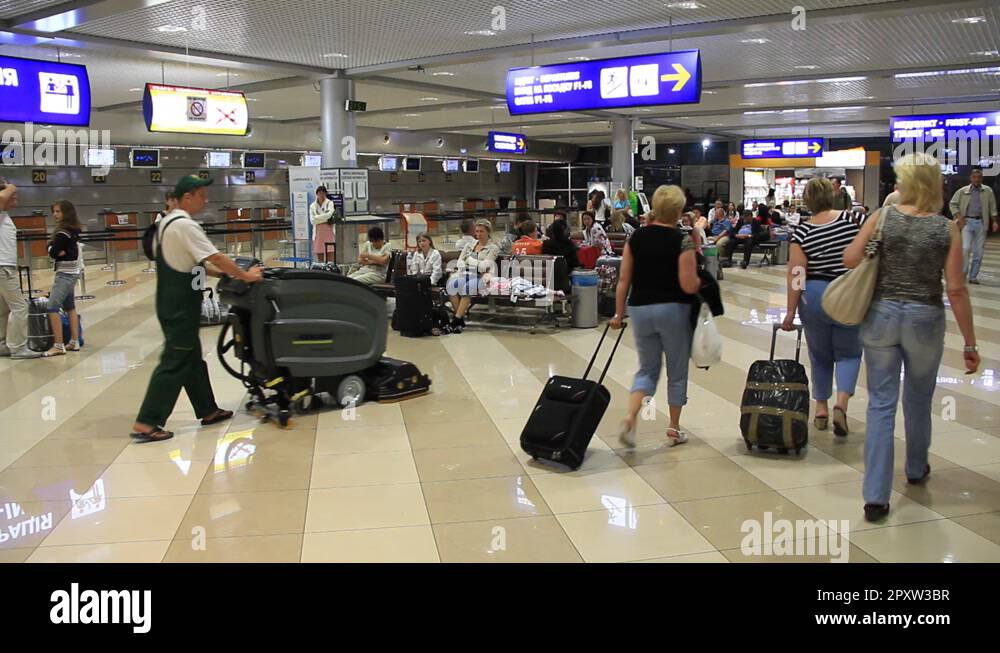 International airport "Borispol". Waiting space in new terminal "F ...