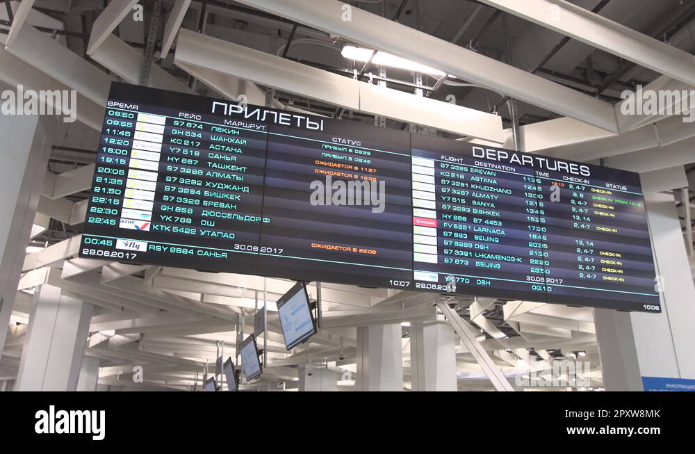 Arrivals schedule board Stock Videos & Footage - HD and 4K Video Clips ...