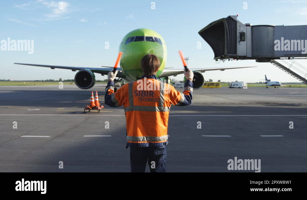 Airplane traffic controller Stock Videos & Footage - HD and 4K Video ...