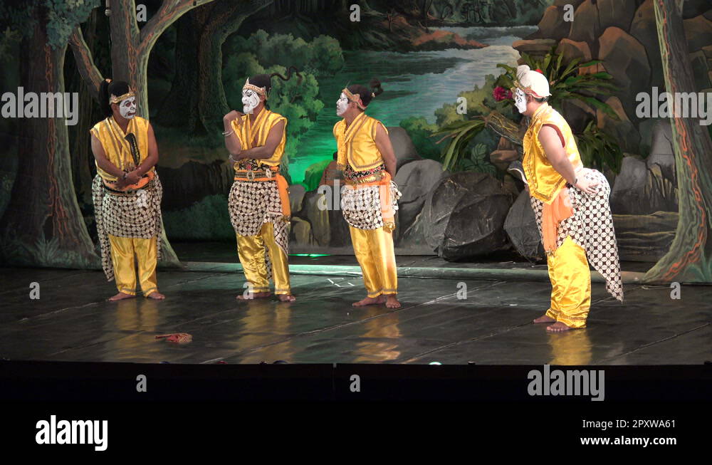 Wayang orang performance Stock Videos & Footage - HD and 4K Video Clips ...