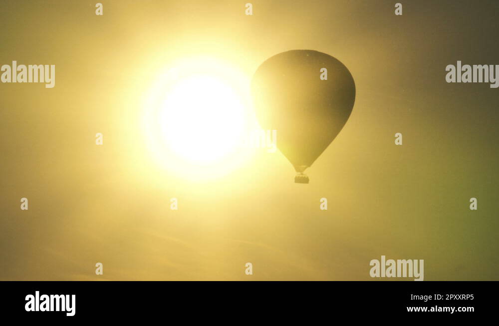 Hot air baloon basket Stock Videos & Footage - HD and 4K Video Clips ...