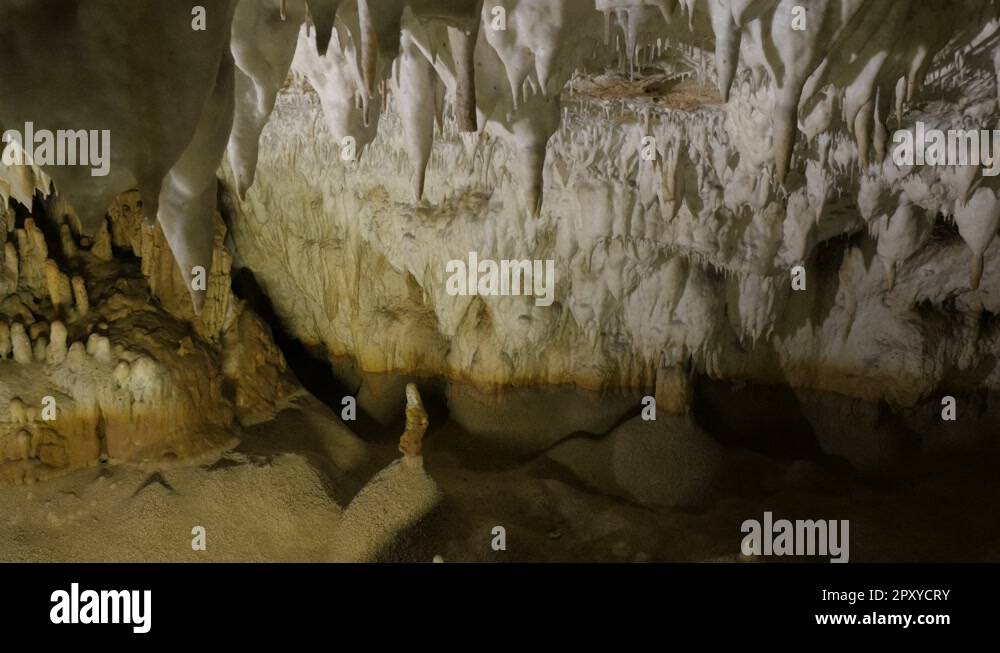 Cave and formations Stock Videos & Footage - HD and 4K Video Clips - Alamy