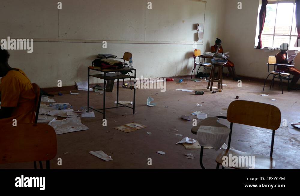 Chaotic classroom Stock Videos & Footage - HD and 4K Video Clips - Alamy