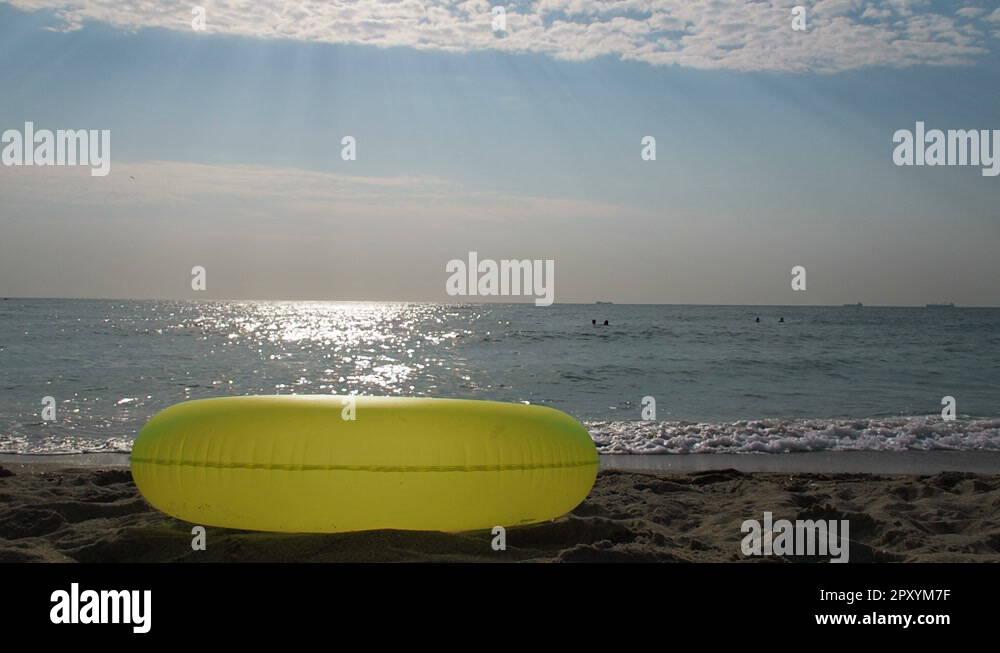 Inflatablecircle Stock Videos & Footage - HD and 4K Video Clips - Alamy