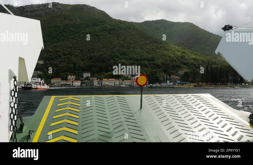 Round check mark Stock Videos & Footage - HD and 4K Video Clips - Alamy