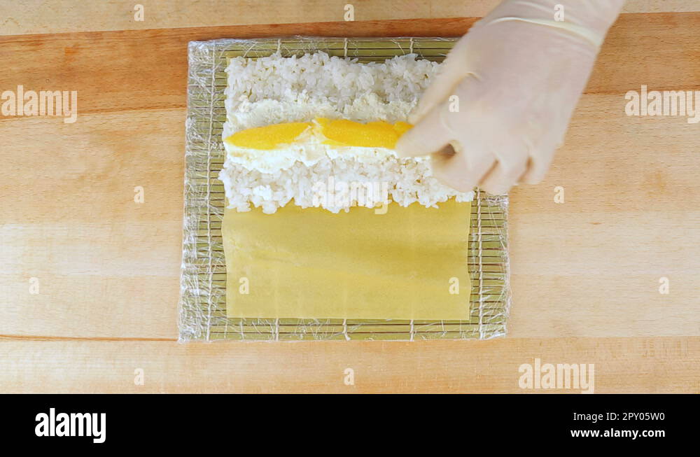 Algae mat Stock Videos & Footage - HD and 4K Video Clips - Alamy