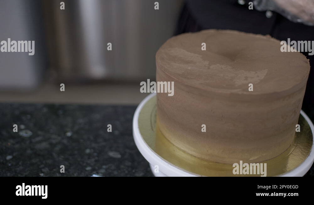 Leveling kitchen Stock Videos & Footage - HD and 4K Video Clips - Alamy