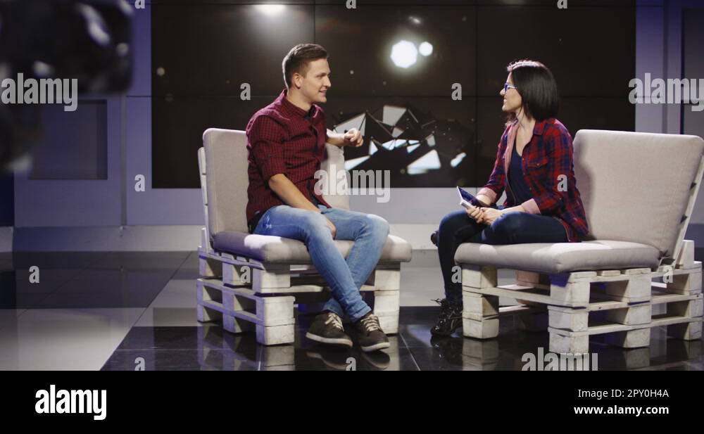 Telecasting Stock Videos & Footage - HD and 4K Video Clips - Alamy