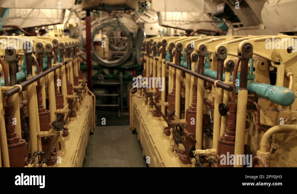Submarine engine Stock Videos & Footage - HD and 4K Video Clips - Alamy