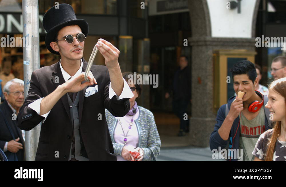 Street magician Stock Videos & Footage - HD and 4K Video Clips - Alamy