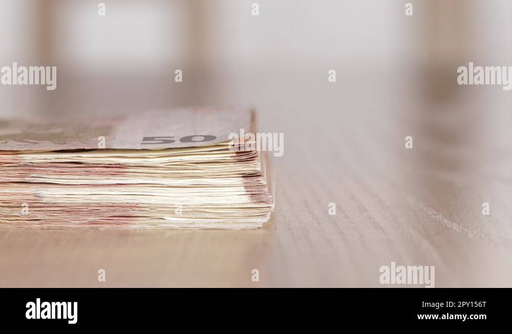 Pile of banknotes Stock Videos & Footage - HD and 4K Video Clips - Alamy
