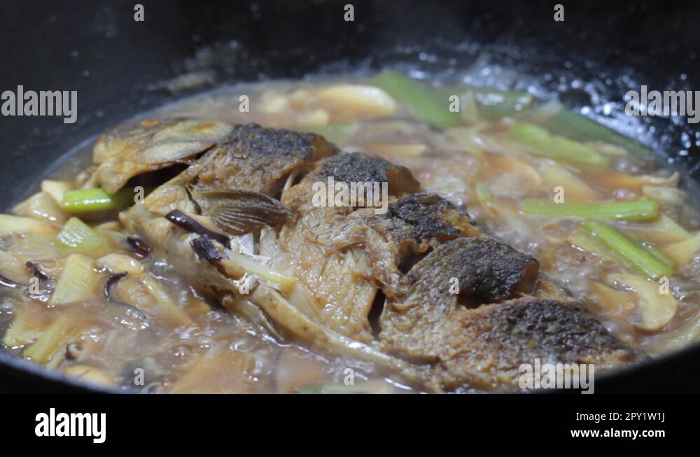 Chinese cooking fish Stock Videos & Footage - HD and 4K Video Clips - Alamy