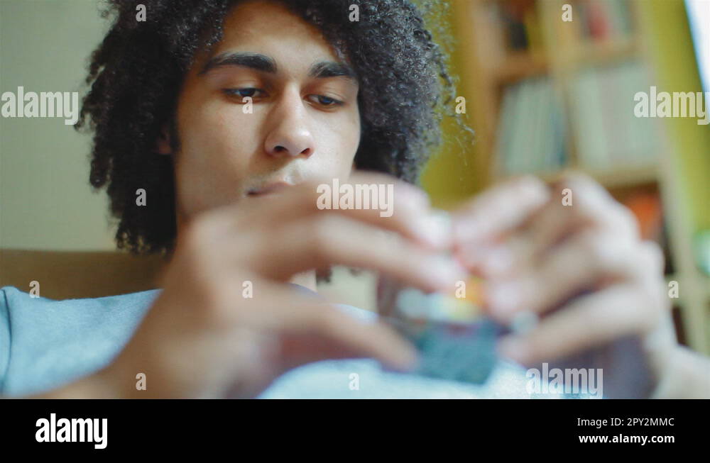 Rubiks Cube Images Stock Videos And Footage Hd And 4k Video Clips Alamy