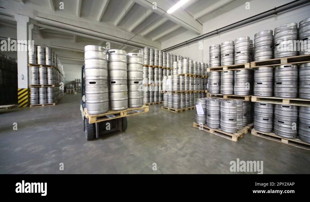 Aluminum beer kegs Stock Videos & Footage - HD and 4K Video Clips - Alamy