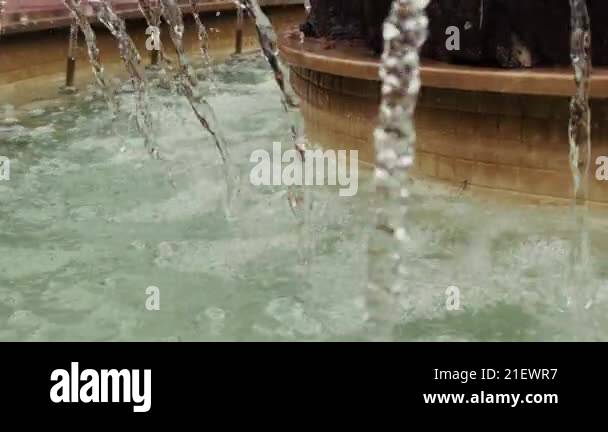 Water Pool Fountain Splash and Drop Stock Video Footage - Alamy