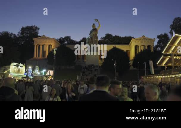 October 2, 2024. Munich, Germany. Bavaria Statue und Ruhmeshalle an ...