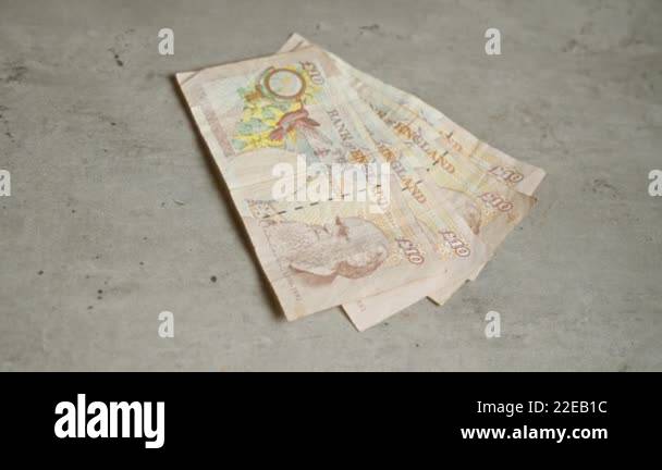 Ten british pound banknotes Stock Videos & Footage - HD and 4K Video ...