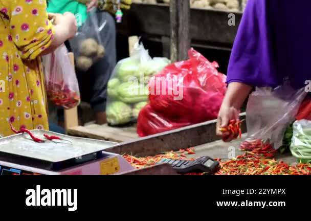 Balikpapan January 04,2025 activities of sellers and buyers at the ...