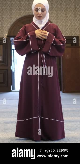 Hijab Girl Prayer, praying in mosque for islamic rules, muslim praying ...