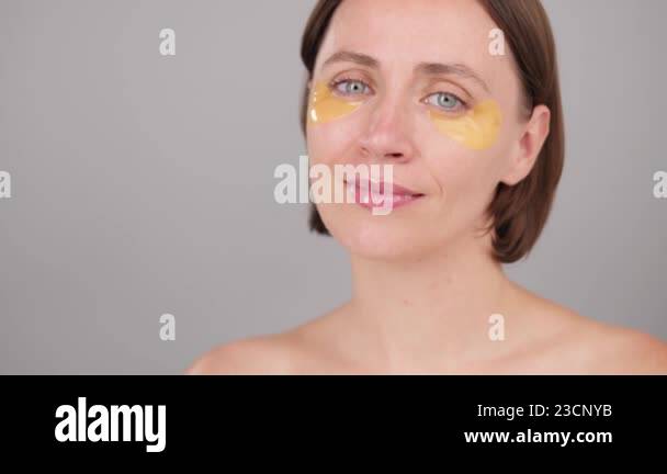 Eye patch ad concept. Aesthetic woman with under-eye recovery patches ...